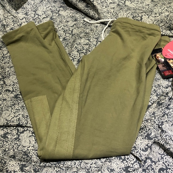 devon aire | Pants & Jumpsuits | Nwt Devon Aire Full Seat Low Rise ...